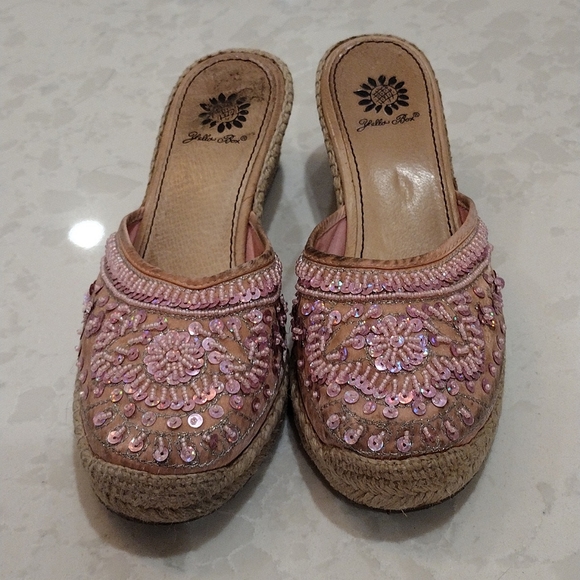 Yellow Box | Shoes | Yellow Box Pink Sequin Wedge Slide Size 75 | Poshmark